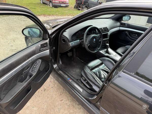 Black BMW 530 2000 in Marijampole, with an engine capacity of 2.93 L and mileage of 402 thousand km for 1700 €, photo 5 on AUTOMOTO.COM.LV