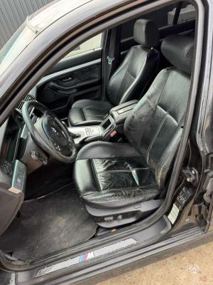Melns BMW 530 2000 Marijampole, ar dzinēja tilpumu 2.93 L un nobraukumu 402 tūkst. km par 1700 €, foto 7 vietnē AUTOMOTO.COM.LV