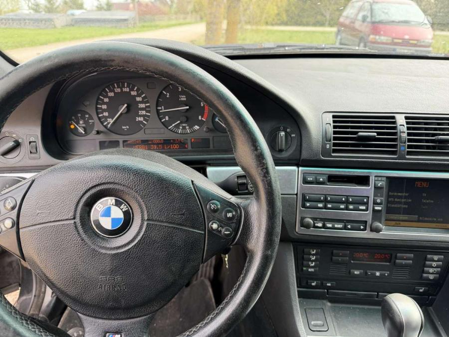 Melns BMW 530 2000 Marijampole, ar dzinēja tilpumu 2.93 L un nobraukumu 402 tūkst. km par 1700 €, foto 11 vietnē AUTOMOTO.COM.LV