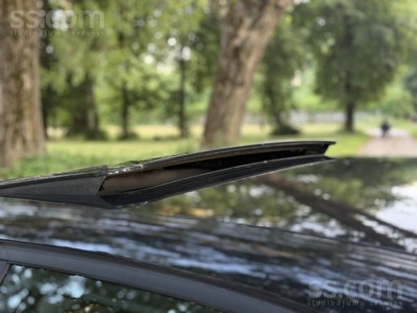 Melns BMW 530 2000 Rīga, ar dzinēja tilpumu 3.00 L un nobraukumu 378 tūkst. km par 2200 €, foto 6 vietnē AUTOMOTO.COM.LV