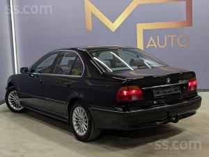 Melns BMW 530 2000 Jūrmala, ar dzinēja tilpumu 3.00 L un nobraukumu 292 tūkst. km par 3950 €, foto 3 vietnē AUTOMOTO.COM.LV