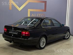 Melns BMW 530 2000 Jūrmala, ar dzinēja tilpumu 3.00 L un nobraukumu 292 tūkst. km par 3950 €, foto 5 vietnē AUTOMOTO.COM.LV