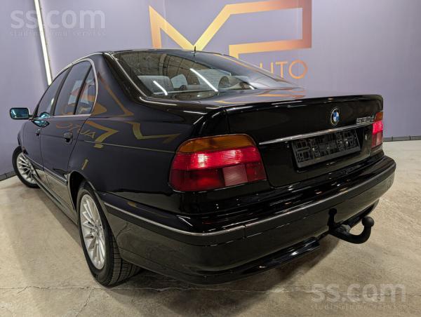Black BMW 530 2000 in Jurmala, with an engine capacity of 3.00 L and mileage of 292 thousand km for 3950 €, photo 7 on AUTOMOTO.COM.LV