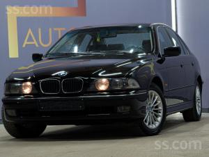 Melns BMW 530 2000 Jūrmala, ar dzinēja tilpumu 3.00 L un nobraukumu 292 tūkst. km par 3950 €, foto 8 vietnē AUTOMOTO.COM.LV