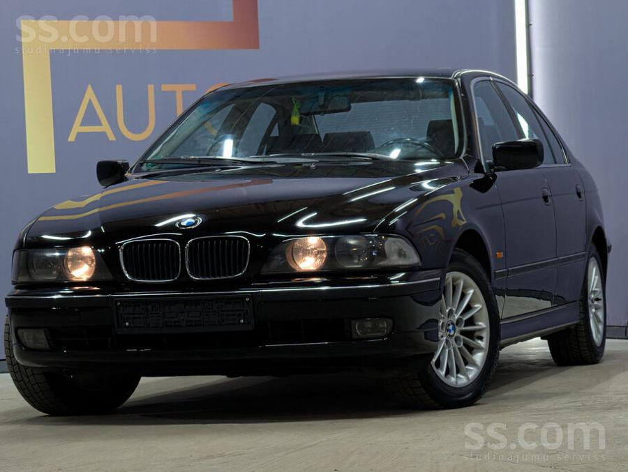 Melns BMW 530 2000 Jūrmala, ar dzinēja tilpumu 3.00 L un nobraukumu 292 tūkst. km par 3950 €, foto 8 vietnē AUTOMOTO.COM.LV