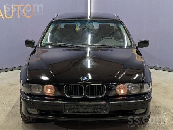 Black BMW 530 2000 in Jurmala, with an engine capacity of 3.00 L and mileage of 292 thousand km for 3950 €, photo 10 on AUTOMOTO.COM.LV