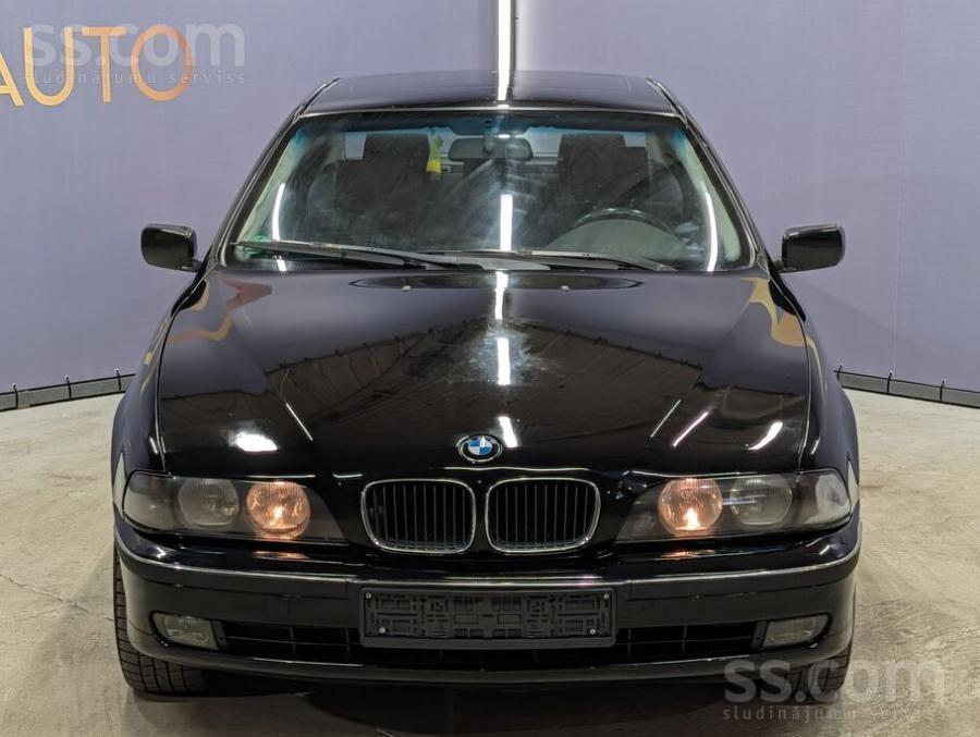 Melns BMW 530 2000 Jūrmala, ar dzinēja tilpumu 3.00 L un nobraukumu 292 tūkst. km par 3950 €, foto 10 vietnē AUTOMOTO.COM.LV