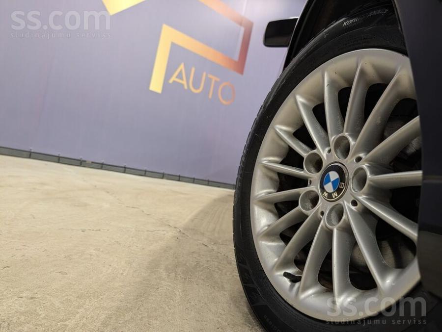 Melns BMW 530 2000 Jūrmala, ar dzinēja tilpumu 3.00 L un nobraukumu 292 tūkst. km par 3950 €, foto 12 vietnē AUTOMOTO.COM.LV