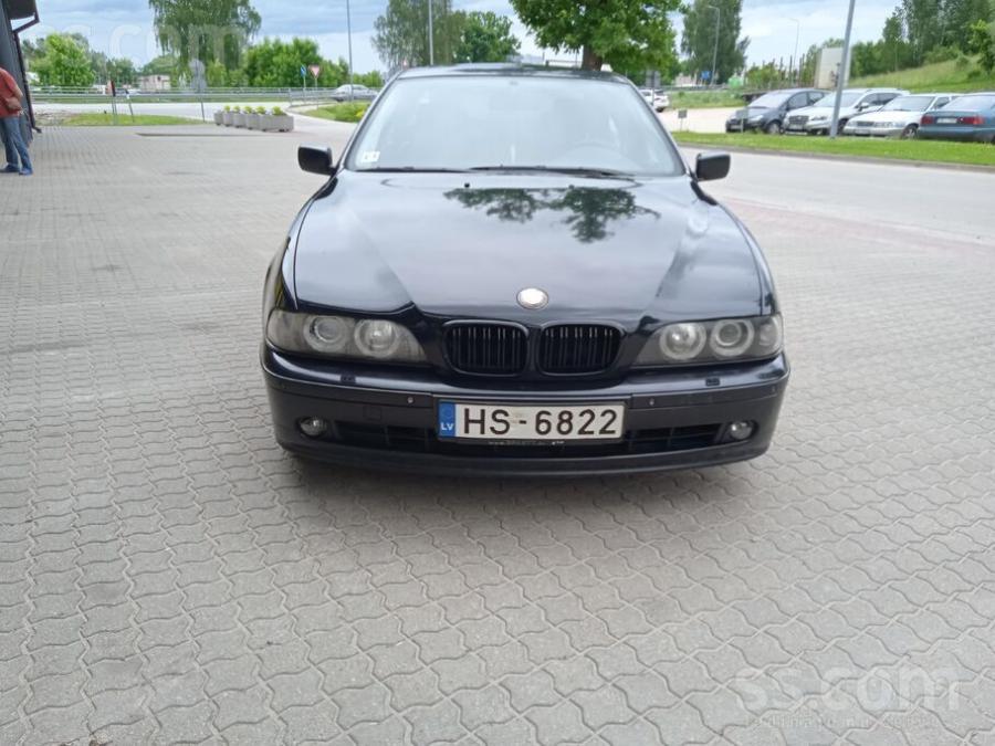 Black BMW 530 2001 in Valmiera, with an engine capacity of 3.00 L and mileage of 460 thousand km for 2850 €, photo 8 on AUTOMOTO.COM.LV
