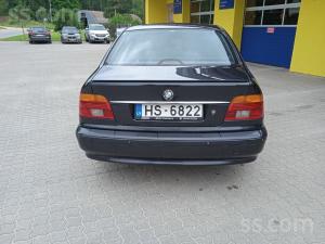 Black BMW 530 2001 in Valmiera, with an engine capacity of 3.00 L and mileage of 460 thousand km for 2850 €, photo 11 on AUTOMOTO.COM.LV