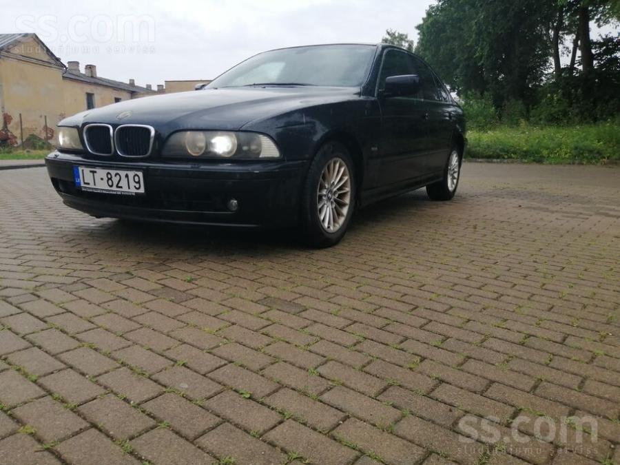 Black BMW 530 2001 in Daugavpils, with an engine capacity of 3.00 L and mileage of 300 thousand km for 1950 €, photo 2 on AUTOMOTO.COM.LV
