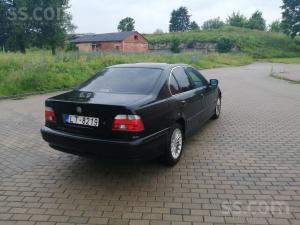 Black BMW 530 2001 in Daugavpils, with an engine capacity of 3.00 L and mileage of 300 thousand km for 1950 €, photo 6 on AUTOMOTO.COM.LV
