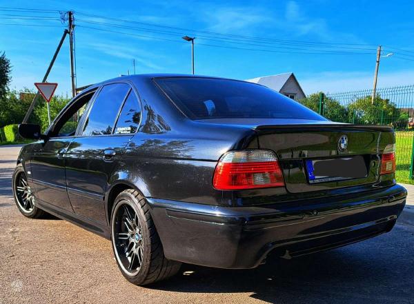 Melns BMW 530 2001 Klaipėda, ar dzinēja tilpumu 3.00 L un nobraukumu 235 tūkst. km par 9000 €, foto 3 vietnē AUTOMOTO.COM.LV