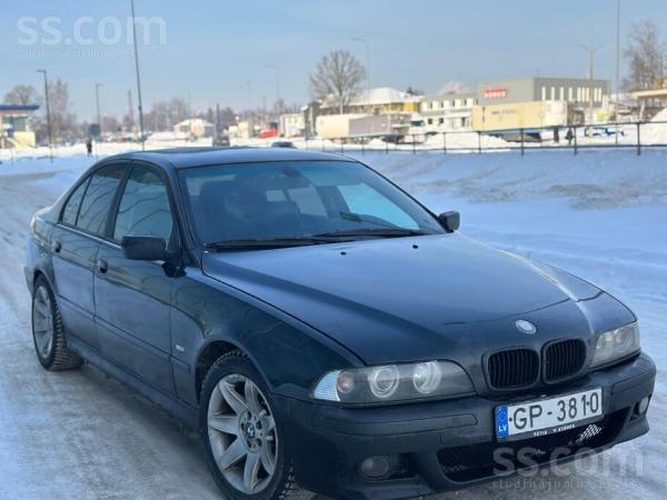 Black BMW 530 2001 in Rezekne, with an engine capacity of 3.00 L and mileage of 419 thousand km for 2100 €, photo 3 on AUTOMOTO.COM.LV