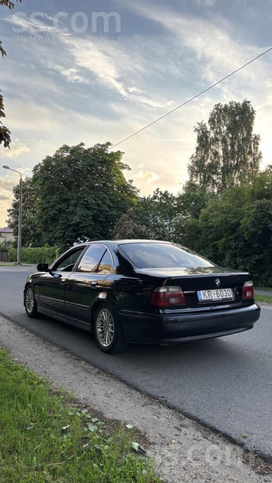 Melns BMW 530 2001 Rīga, ar dzinēja tilpumu 3.00 L un nobraukumu 331 tūkst. km par 4000 €, foto 5 vietnē AUTOMOTO.COM.LV