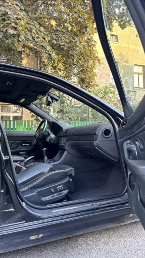 Melns BMW 530 2001 Rīga, ar dzinēja tilpumu 3.00 L un nobraukumu 331 tūkst. km par 4000 €, foto 12 vietnē AUTOMOTO.COM.LV