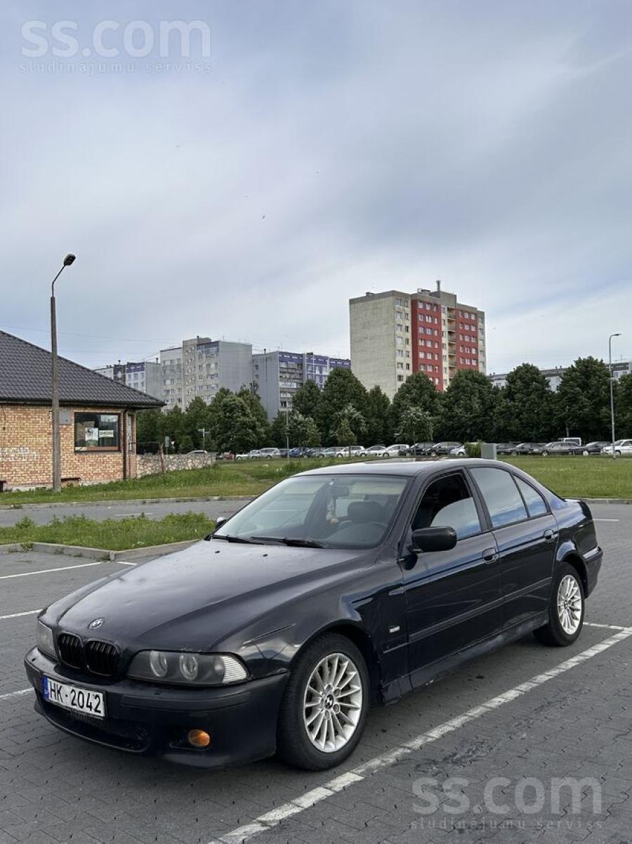 Melns BMW 530 2001 Rīga, ar dzinēja tilpumu 3.00 L un nobraukumu 397 tūkst. km par 1950 €, foto 3 vietnē AUTOMOTO.COM.LV