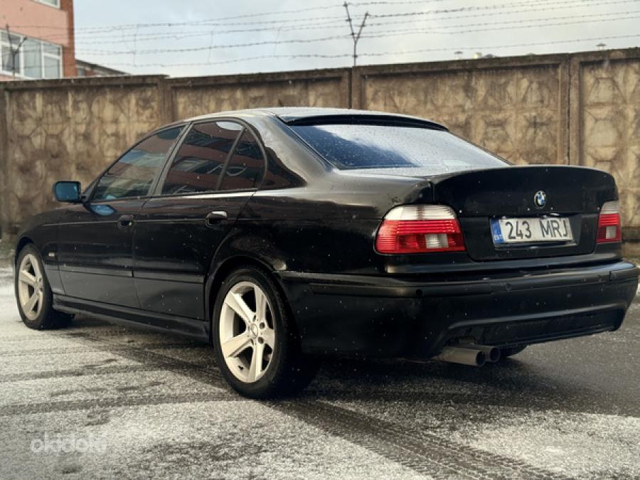 Black BMW 530 2001 in Narva, with an engine capacity of 3.00 L and mileage of 475 thousand km for 3000 €, photo 5 on AUTOMOTO.COM.LV
