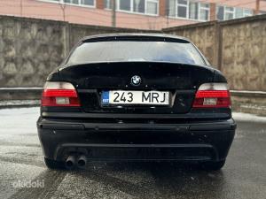 Black BMW 530 2001 in Narva, with an engine capacity of 3.00 L and mileage of 475 thousand km for 3000 €, photo 7 on AUTOMOTO.COM.LV