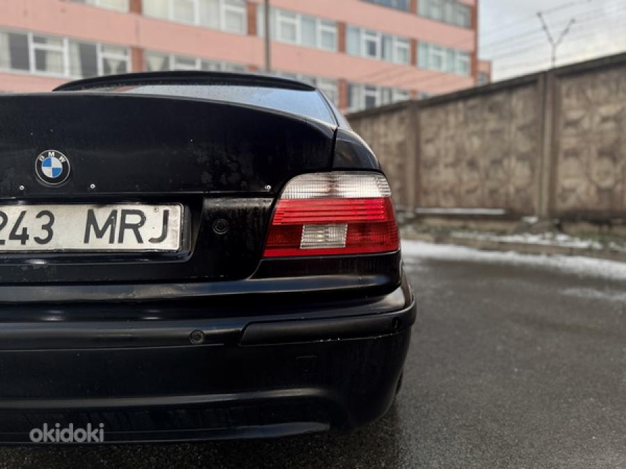 Black BMW 530 2001 in Narva, with an engine capacity of 3.00 L and mileage of 475 thousand km for 3000 €, photo 9 on AUTOMOTO.COM.LV