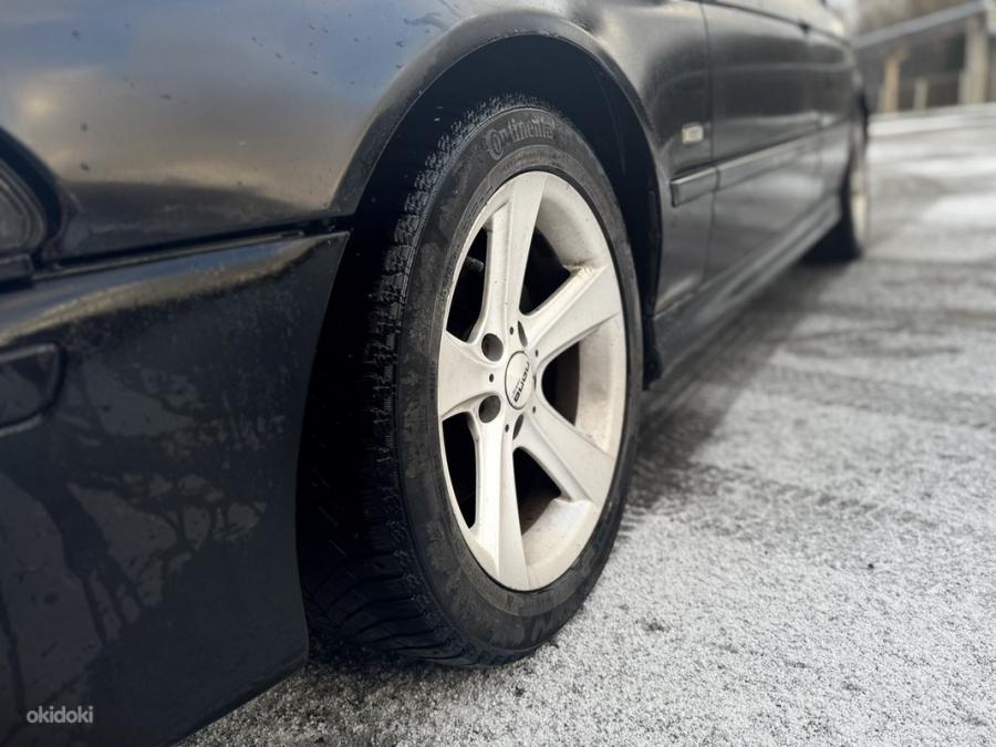 Black BMW 530 2001 in Narva, with an engine capacity of 3.00 L and mileage of 475 thousand km for 3000 €, photo 24 on AUTOMOTO.COM.LV