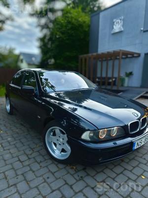 Black BMW 530 2001 in Riga, with an engine capacity of 3.00 L and mileage of 370 thousand km for 2800 €, photo  on AUTOMOTO.COM.LV