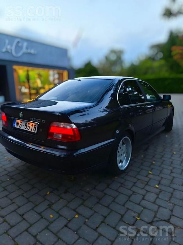 Melns BMW 530 2001 Rīga, ar dzinēja tilpumu 3.00 L un nobraukumu 370 tūkst. km par 2800 €, foto 5 vietnē AUTOMOTO.COM.LV