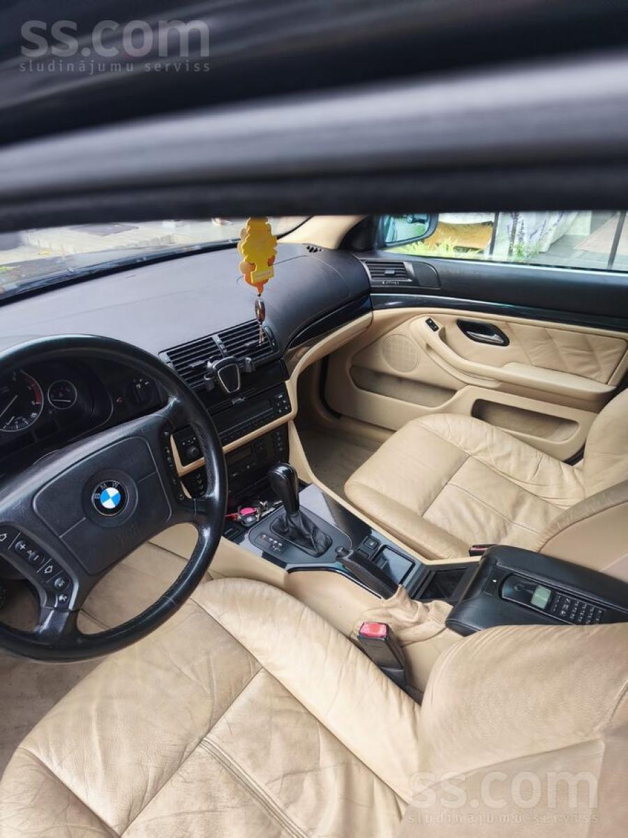Black BMW 530 2001 in Riga, with an engine capacity of 3.00 L and mileage of 370 thousand km for 2800 €, photo 6 on AUTOMOTO.COM.LV