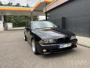 Black BMW 530 2002 in Riga, with an engine capacity of 3.00 L and mileage of 330 thousand km for 9990 €, photo 4 on AUTOMOTO.COM.LV