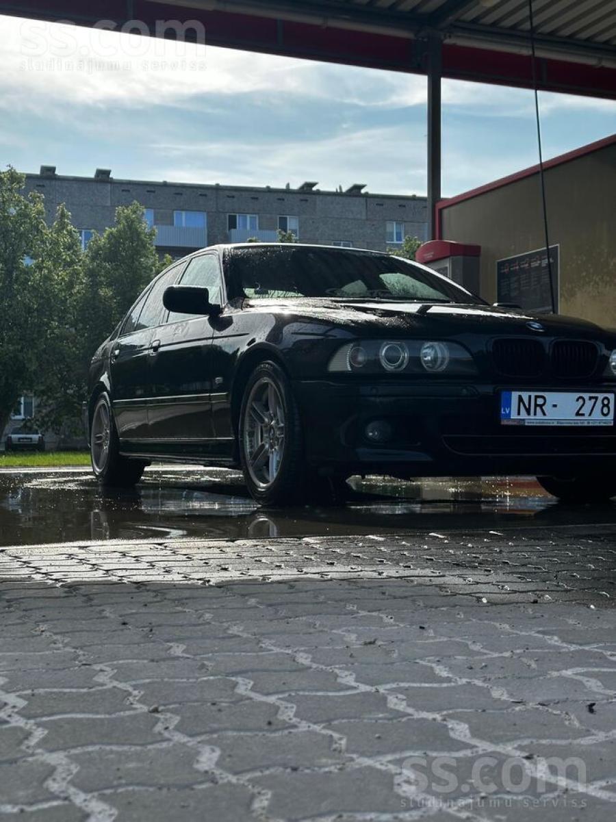 Melns BMW 530 2002 Gulbene, ar dzinēja tilpumu 3.00 L un nobraukumu 389 tūkst. km par 4000 €, foto 1 vietnē AUTOMOTO.COM.LV