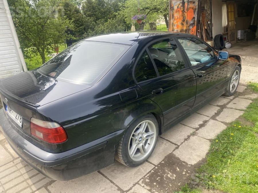 Melns BMW 530 2002 Gulbene, ar dzinēja tilpumu 3.00 L un nobraukumu 389 tūkst. km par 4000 €, foto 5 vietnē AUTOMOTO.COM.LV
