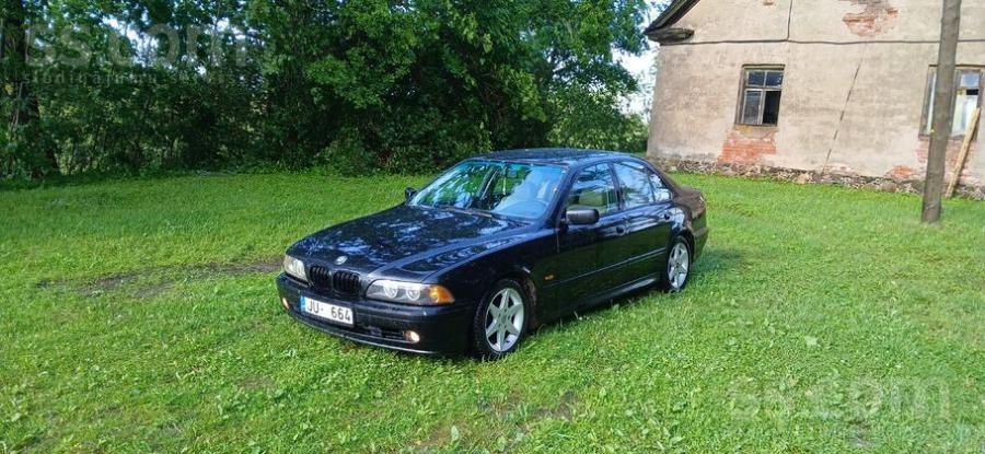Melns BMW 530 2002 Alūksne, ar dzinēja tilpumu 3.00 L un nobraukumu 422 tūkst. km par 2800 €, foto 2 vietnē AUTOMOTO.COM.LV