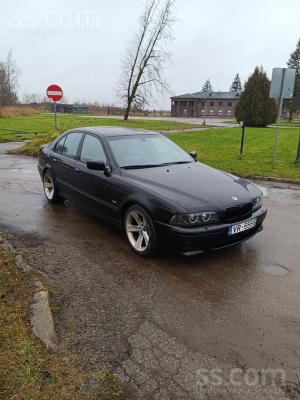Melns BMW 530 2002 Rīga, ar dzinēja tilpumu 3.00 L un nobraukumu 450 tūkst. km par 3199 €, foto 2 vietnē AUTOMOTO.COM.LV