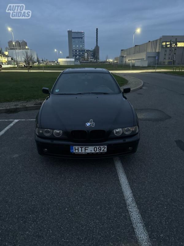 Black BMW 530 2002 in Klaipeda, with an engine capacity of 3.00 L and mileage of 360 thousand km for 3800 €, photo 1 on AUTOMOTO.COM.LV
