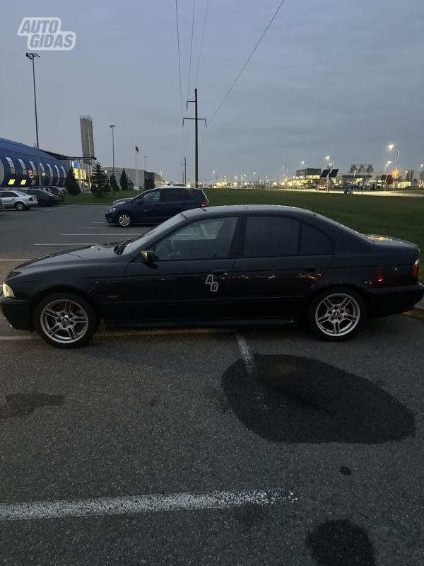 Black BMW 530 2002 in Klaipeda, with an engine capacity of 3.00 L and mileage of 360 thousand km for 3800 €, photo 4 on AUTOMOTO.COM.LV