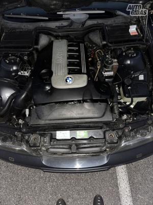 Melns BMW 530 2002 Klaipėda, ar dzinēja tilpumu 3.00 L un nobraukumu 360 tūkst. km par 3800 €, foto 19 vietnē AUTOMOTO.COM.LV