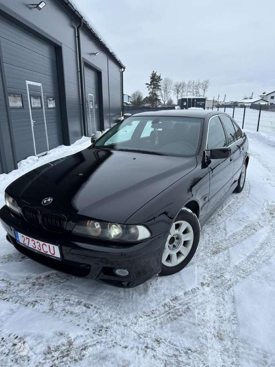Melns BMW 530 2002 Viļņa, ar dzinēja tilpumu 3.00 L un nobraukumu 524 tūkst. km par 4200 €, foto 3 vietnē AUTOMOTO.COM.LV