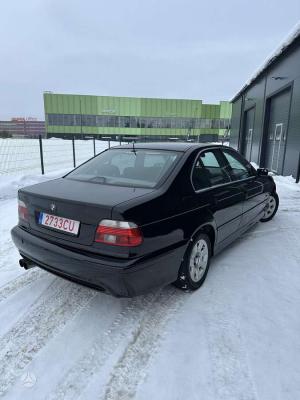 Melns BMW 530 2002 Viļņa, ar dzinēja tilpumu 3.00 L un nobraukumu 524 tūkst. km par 4200 €, foto 4 vietnē AUTOMOTO.COM.LV