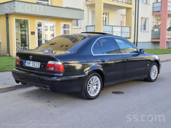 Black BMW 530 2002 in Riga, with an engine capacity of 3.00 L and mileage of 380 thousand km for 2700 €, photo 4 on AUTOMOTO.COM.LV