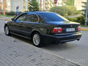 Black BMW 530 2002 in Riga, with an engine capacity of 3.00 L and mileage of 380 thousand km for 2700 €, photo 6 on AUTOMOTO.COM.LV