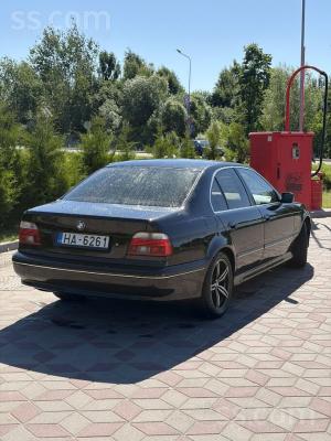 Black BMW 530 2002 in Ludza, with an engine capacity of 3.00 L and mileage of 0 thousand km for 3400 €, photo 4 on AUTOMOTO.COM.LV