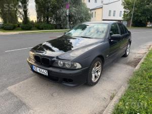 Melns BMW 530 2002 Rīga, ar dzinēja tilpumu 3.00 L un nobraukumu 317 tūkst. km par 2250 €, foto 5 vietnē AUTOMOTO.COM.LV