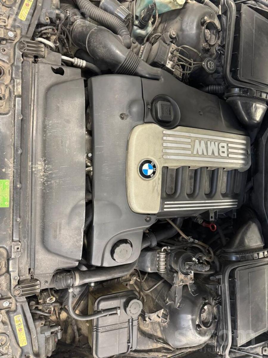 Melns BMW 530 2002 Rīga, ar dzinēja tilpumu 3.00 L un nobraukumu 317 tūkst. km par 2250 €, foto 9 vietnē AUTOMOTO.COM.LV