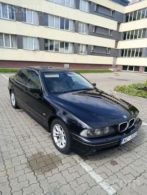 Melns BMW 530 2002 Rīga, ar dzinēja tilpumu 3.00 L un nobraukumu 391 tūkst. km par 2250 €, foto 15 vietnē AUTOMOTO.COM.LV