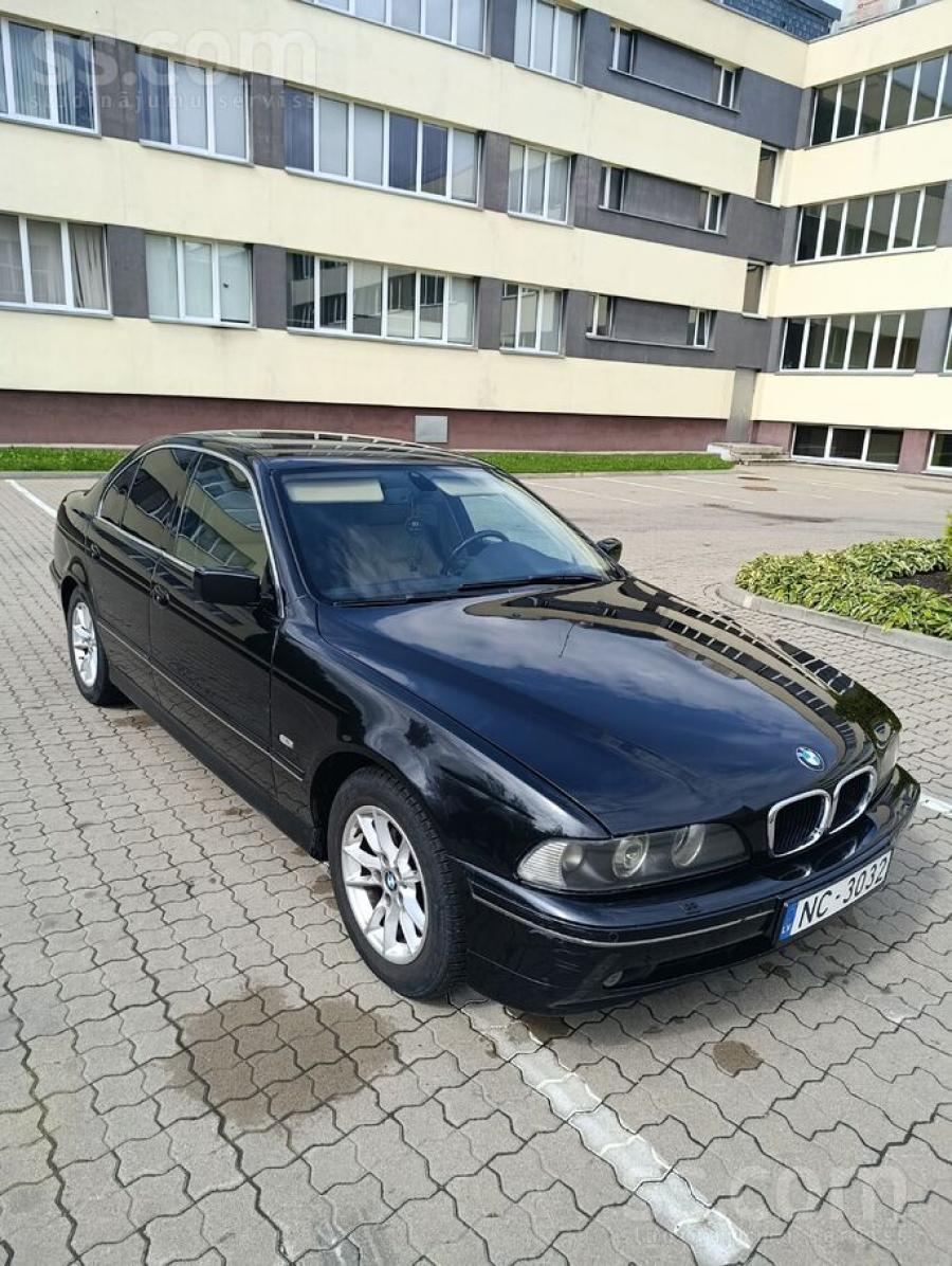 Melns BMW 530 2002 Rīga, ar dzinēja tilpumu 3.00 L un nobraukumu 391 tūkst. km par 2250 €, foto 15 vietnē AUTOMOTO.COM.LV