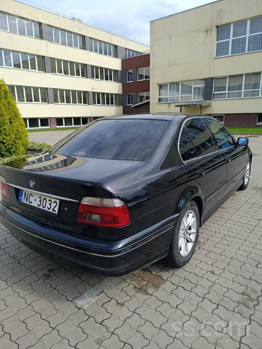 Melns BMW 530 2002 Rīga, ar dzinēja tilpumu 3.00 L un nobraukumu 391 tūkst. km par 2250 €, foto 16 vietnē AUTOMOTO.COM.LV