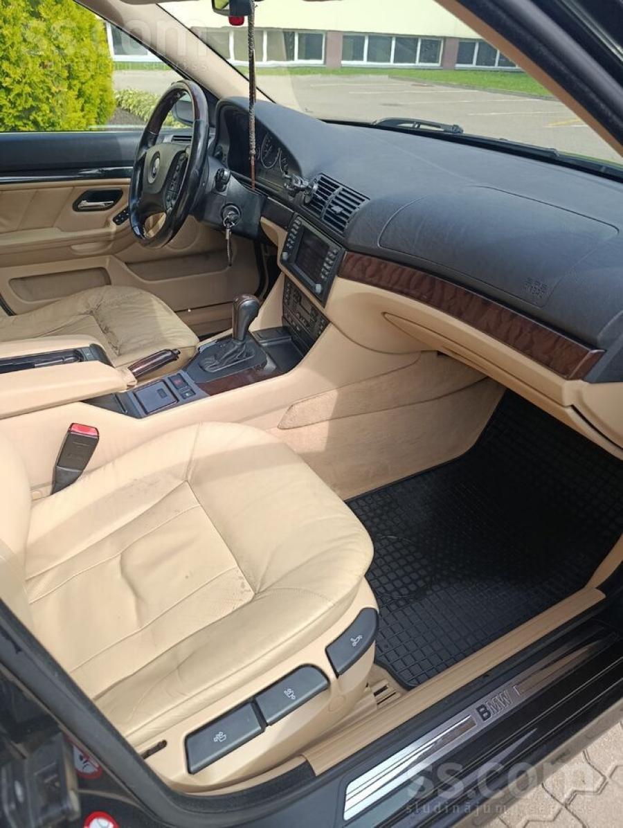 Melns BMW 530 2002 Rīga, ar dzinēja tilpumu 3.00 L un nobraukumu 391 tūkst. km par 2250 €, foto 17 vietnē AUTOMOTO.COM.LV