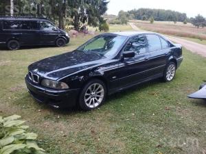 Black BMW 530 2002 in Ludza, with an engine capacity of 3.00 L and mileage of 450 thousand km for 1300 €, photo 7 on AUTOMOTO.COM.LV