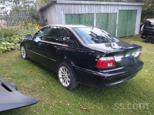 Black BMW 530 2002 in Ludza, with an engine capacity of 3.00 L and mileage of 450 thousand km for 1300 €, photo 11 on AUTOMOTO.COM.LV