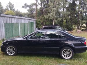Black BMW 530 2002 in Ludza, with an engine capacity of 3.00 L and mileage of 450 thousand km for 1300 €, photo 17 on AUTOMOTO.COM.LV